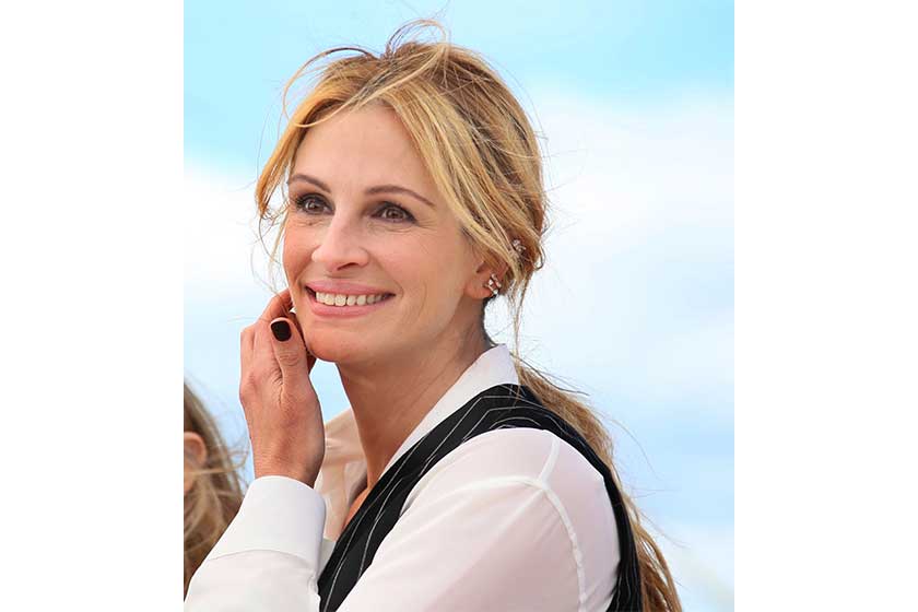 Julia Roberts' Anti-Aging Skincare Unveiled | Country Club At Woodland ...